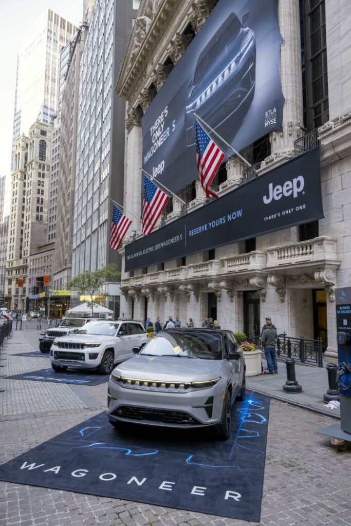 Jeep、NYSEから自社ブランド初のBEVを披露 | NEXT MOBILITY | ネクストモビリティ